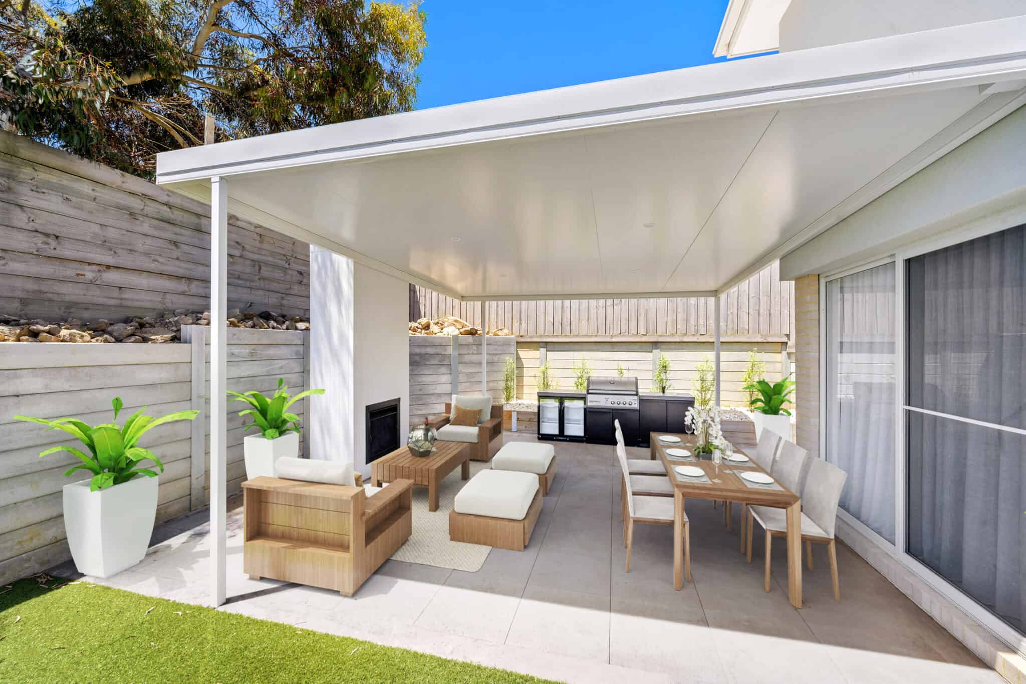 10 Small Outdoor Space Ideas - Trends & Inspiration