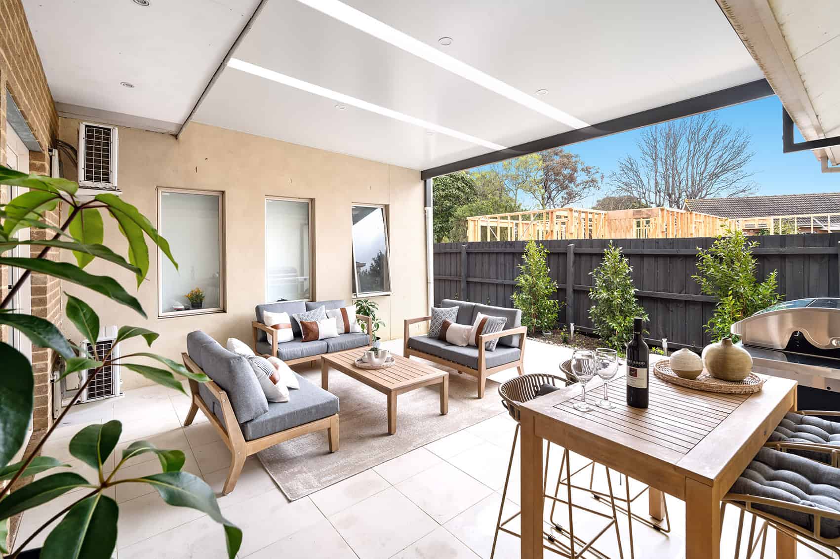 Elevated Outdoor Living: 10 Stylish Verandah Ideas for Your Home